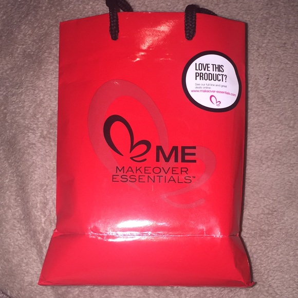 ME Makeover Essentials | Makeup | Makeover Essentials Packed Gift Baggy ...